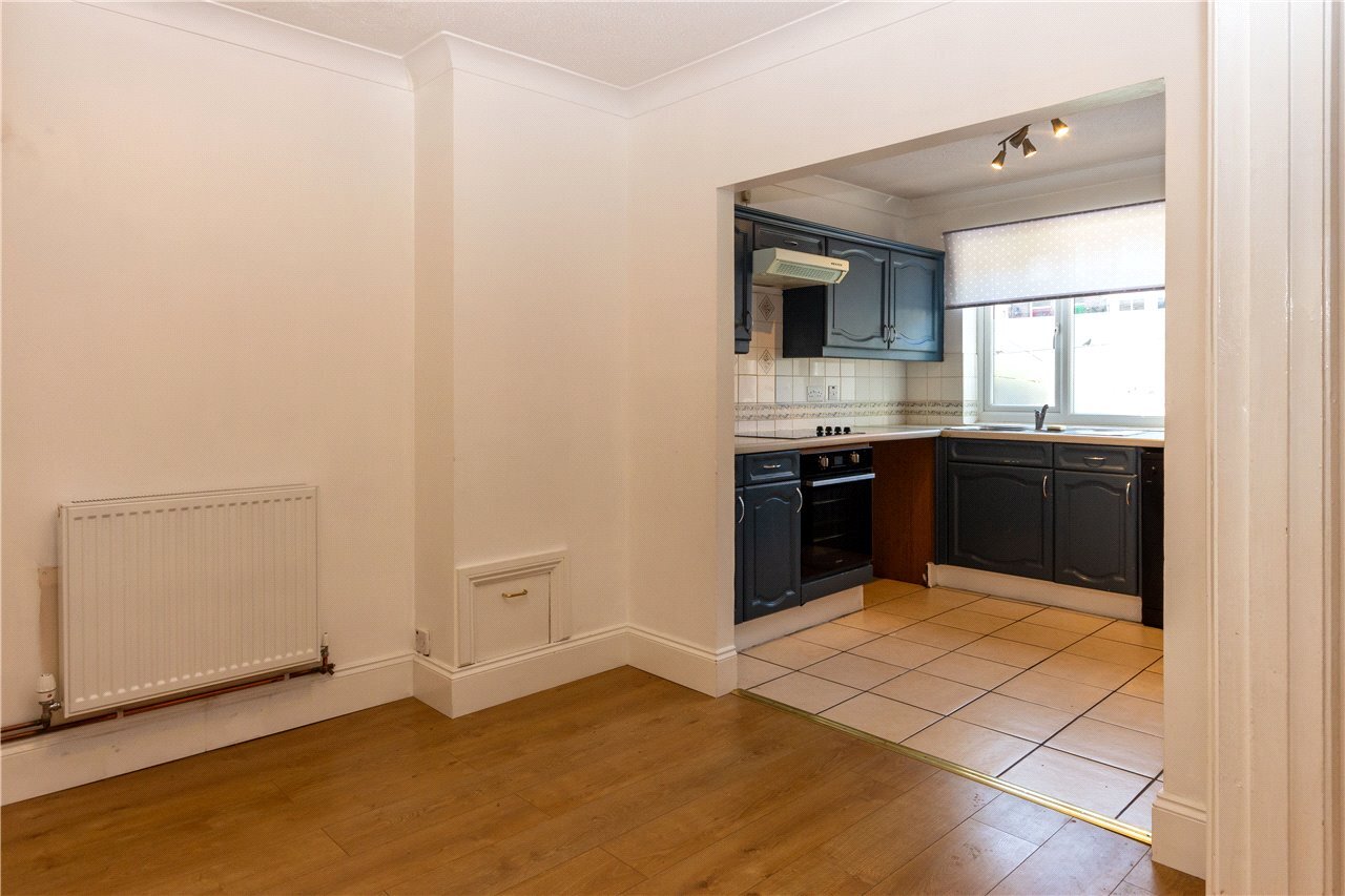 Blacksmiths Row, High Street, Markyate, St. Albans, AL3 8NZ | Ashtons