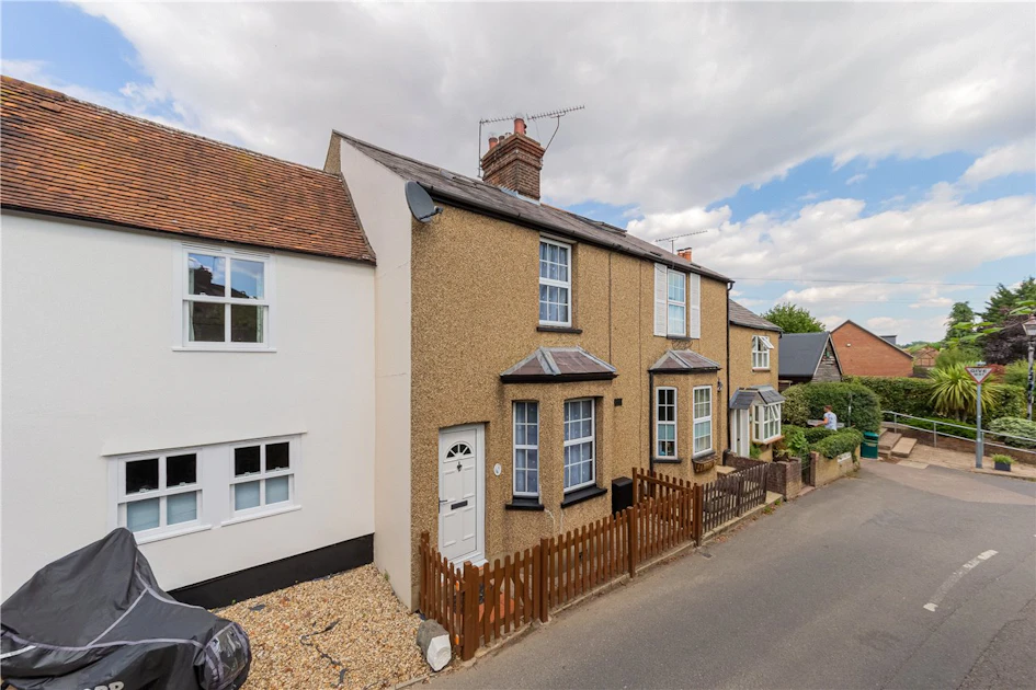 Crouch Hall Lane, Redbourn, St. Albans, Hertfordshire, AL3 7EQ | Ashtons