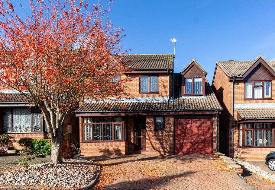 Emmer Green, Luton, Bedfordshire, LU2 8UH | Ashtons