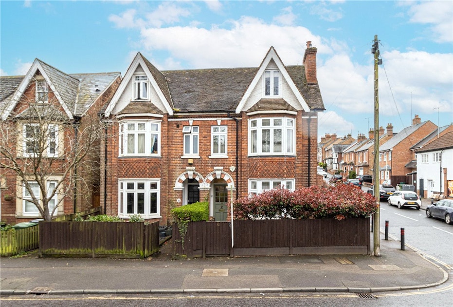 Luton Road, Harpenden, Hertfordshire, AL5 3BA | Ashtons