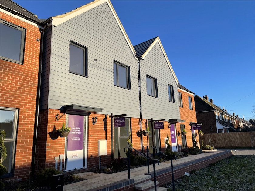 Weston Gate, Cambridge Road, Hitchin, Hertfordshire, SG4 0JN | Ashtons