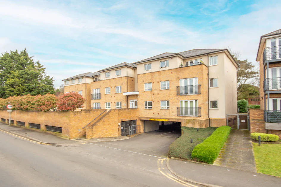 The Uplands, Bricket Wood, St. Albans, Hertfordshire, AL2 3UW | Ashtons