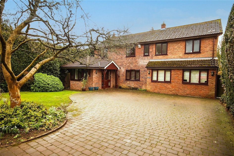 Old Watling Street, Flamstead, St. Albans, Hertfordshire, AL3 8HJ | Ashtons