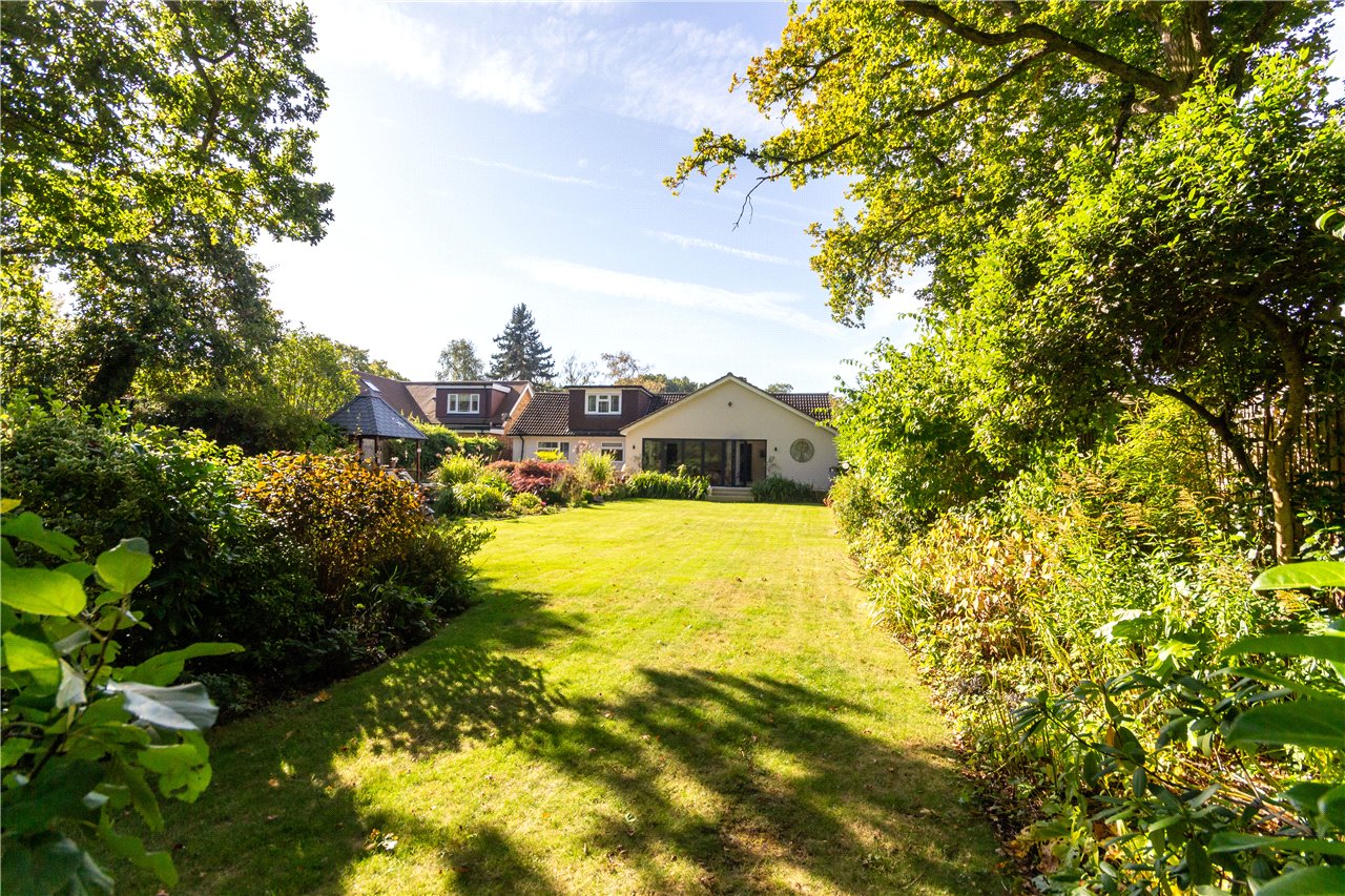 Oakway, Studham, Dunstable, Bedfordshire, LU6 2PE | Ashtons