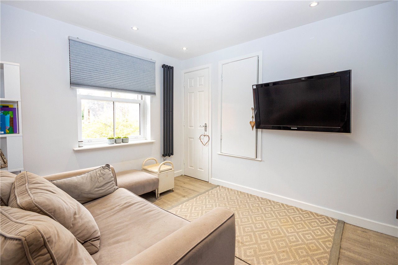 High Street, Markyate, St. Albans, Hertfordshire, AL3 8JG | Ashtons