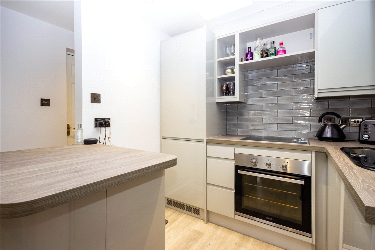 High Street, Markyate, St. Albans, Hertfordshire, AL3 8JG | Ashtons