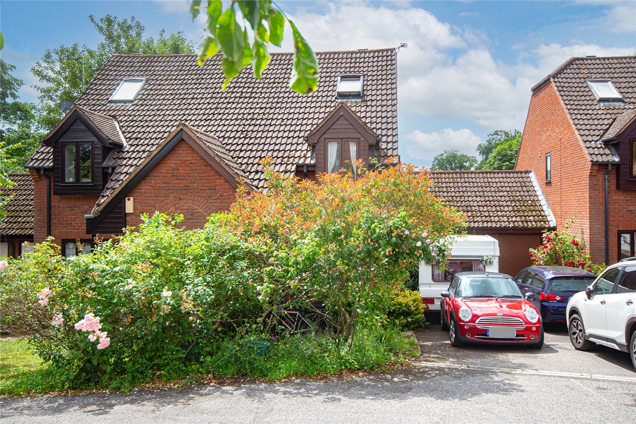 Honeymead, Digswell, Hertfordshire, AL6 0EG | Ashtons