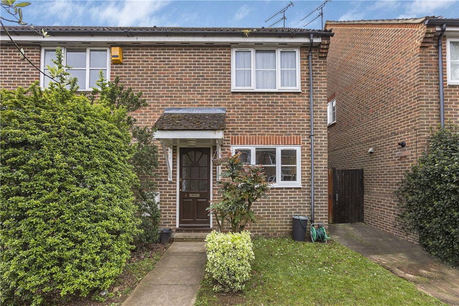 Salmon Close, Welwyn Garden City, Hertfordshire, AL7 1TR | Ashtons