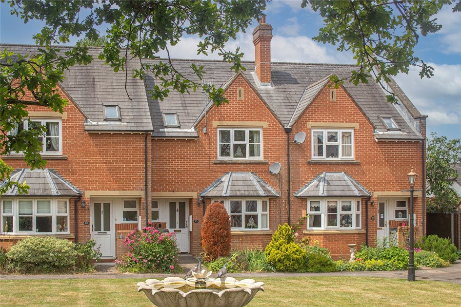 St. Marys Court, Ottway Walk, Welwyn, Hertfordshire, AL6 9AU | Ashtons