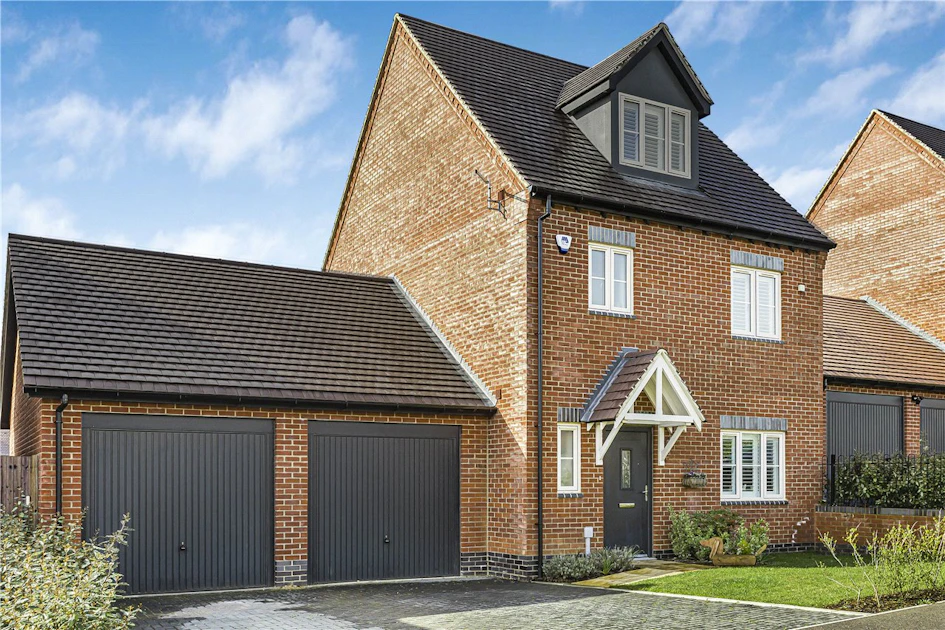 Wallace Green Way, Walkern, Stevenage, Hertfordshire, SG2 7FB | Ashtons